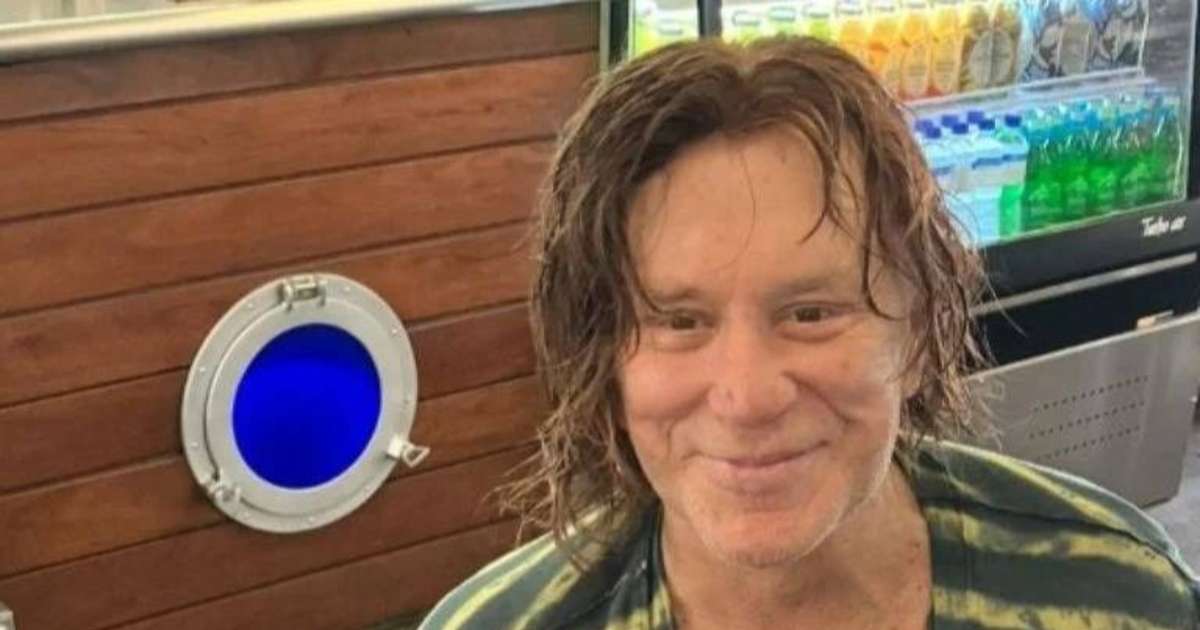 Mickey Rourke denuncia campaña falsa pidiendo dinero a fans