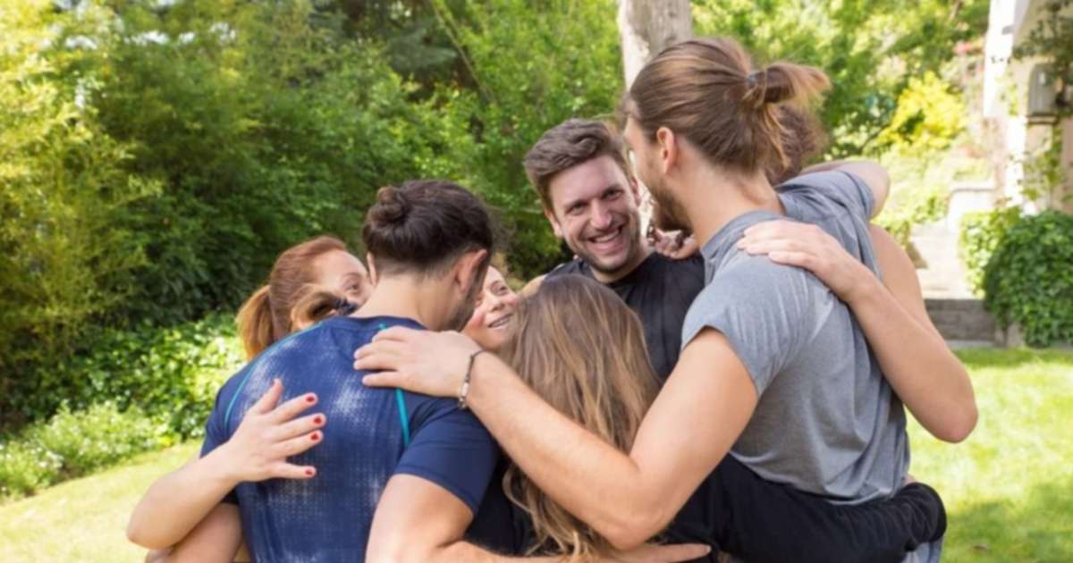 Día Internacional del Abrazo: Beneficios para tu salud emocional