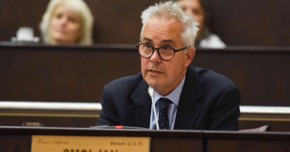 Para Smoljan “triunfó la línea nacional"