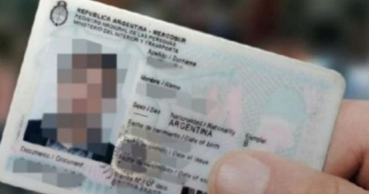 Cayó un estafador en Neuquén: tenía cinco DNI falsos | MejorInformado