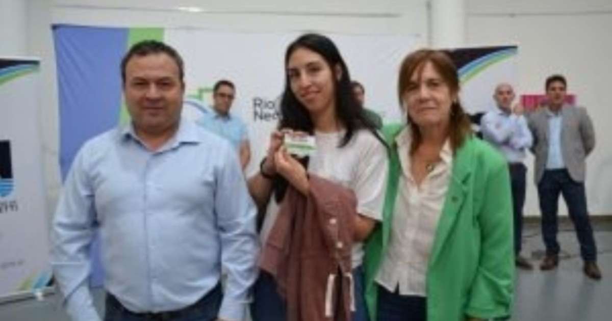 Entregaron 113 tarjetas del boleto estudiantil para universitarios de ...