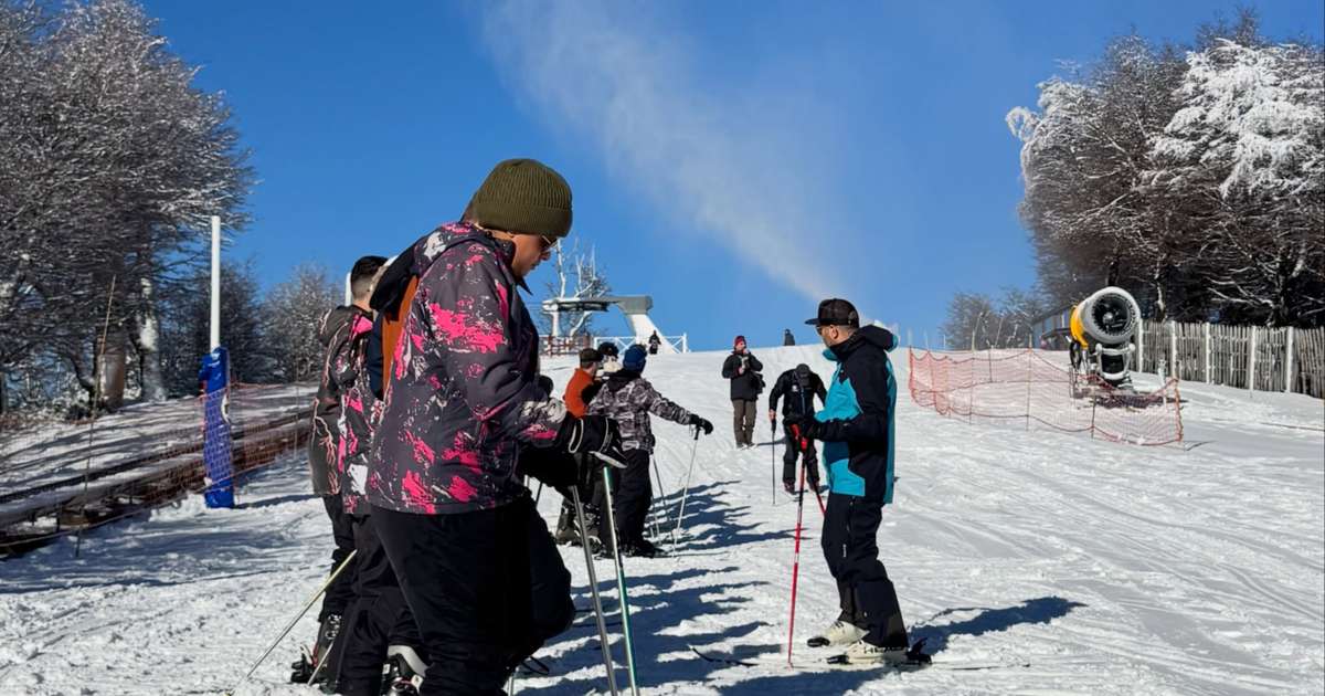 Cerro Bayo abre su temporada de esquí con buenas expectativas y nieve